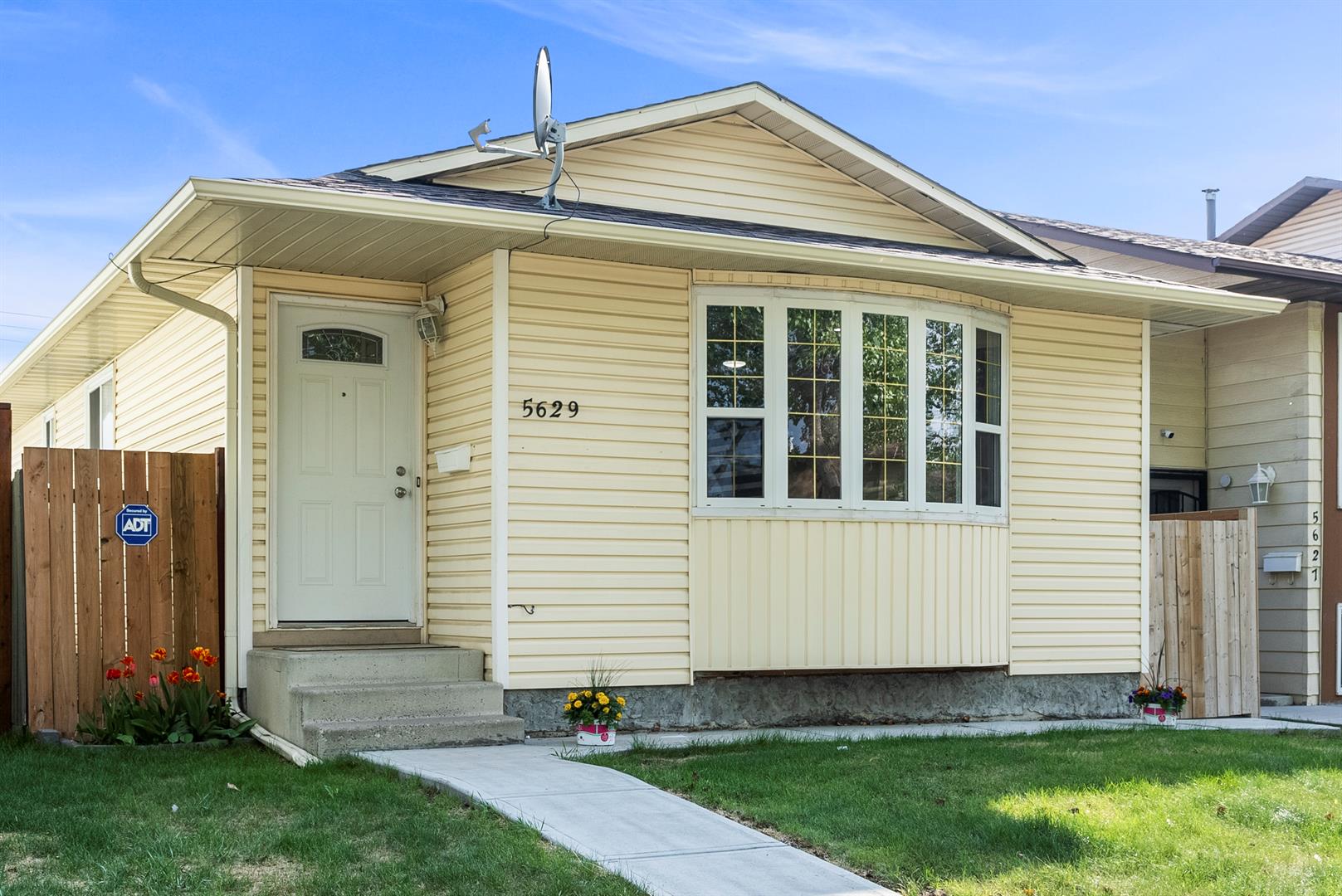 5629 Temple Drive Ne, Sold in Calgary - Zoocasa