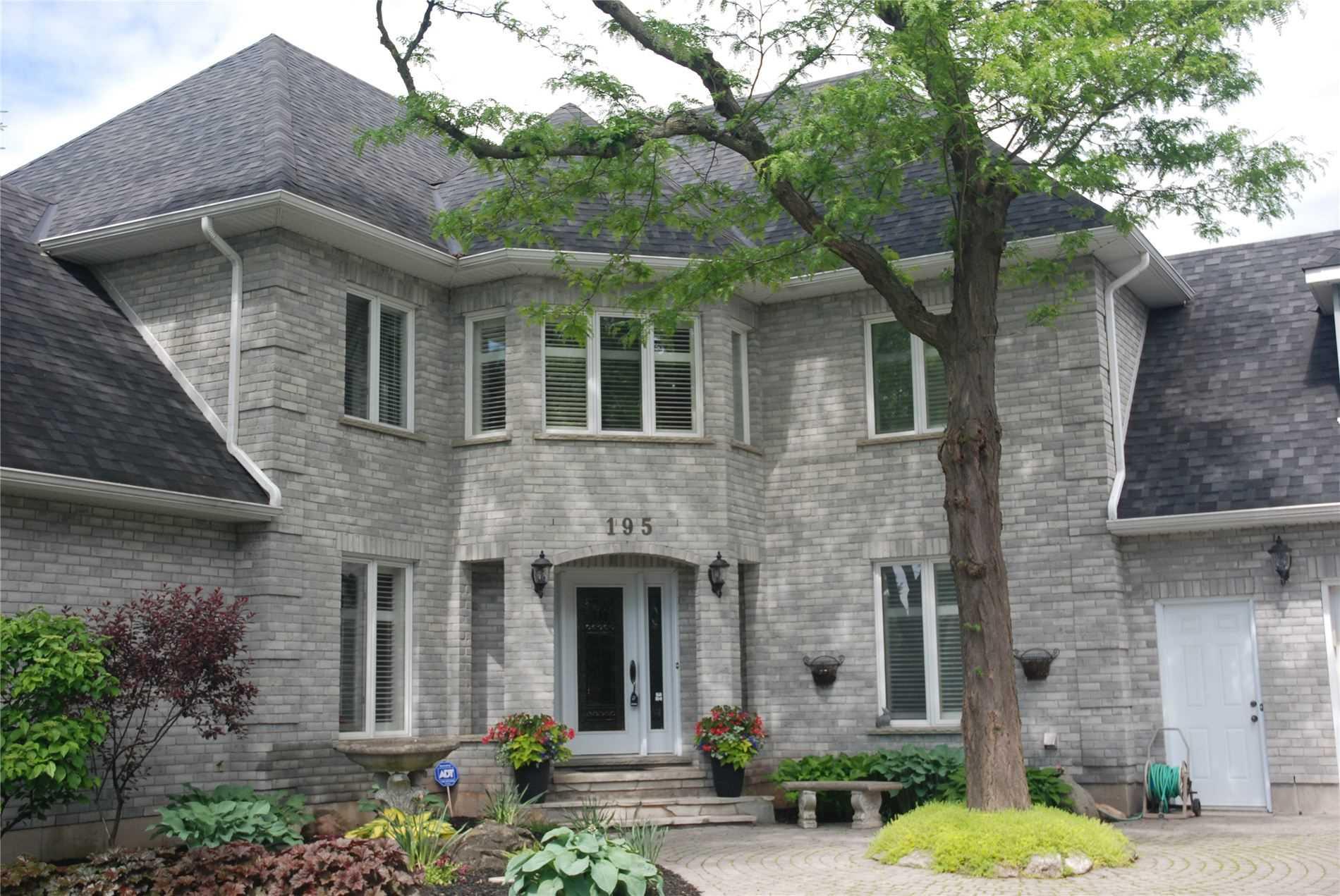 195 Wheelihan Way, Sold in Milton - Zoocasa